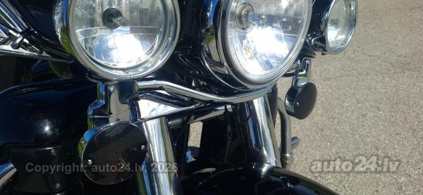 Black Harley-Davidson Electra Glide 2001 in Valga, with an engine capacity of 1.45 L and mileage of 41 thousand km for 8250 €, photo 10 on AUTOMOTO.COM.LV