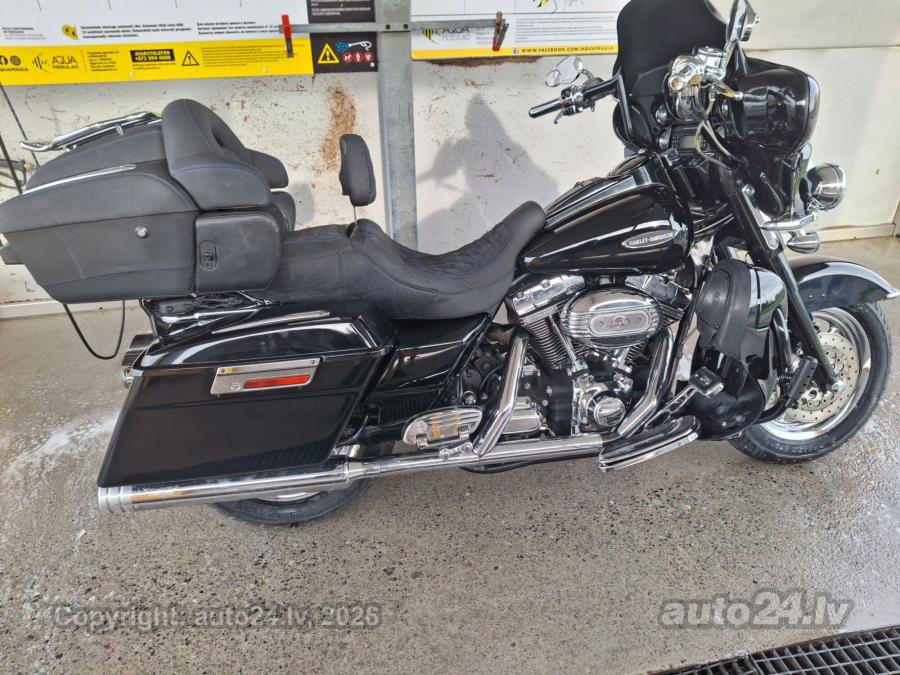 Черный Харли-Девидсон Electra Glide 2008 в Таллин, объемом двигателя 1.80 л и пробегом 0 тыс. км за 13500 €, фото 1 на AUTOMOTO.COM.LV