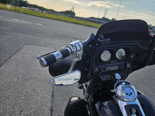 Black Harley-Davidson Electra Glide 2010 in Kaunas, with an engine capacity of 1.58 L and mileage of 57 thousand km for 10000 €, photo 9 on AUTOMOTO.COM.LV
