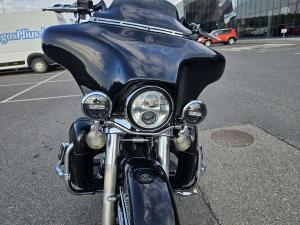 Black Harley-Davidson Electra Glide 2010 in Kaunas, with an engine capacity of 1.58 L and mileage of 57 thousand km for 10000 €, photo 14 on AUTOMOTO.COM.LV