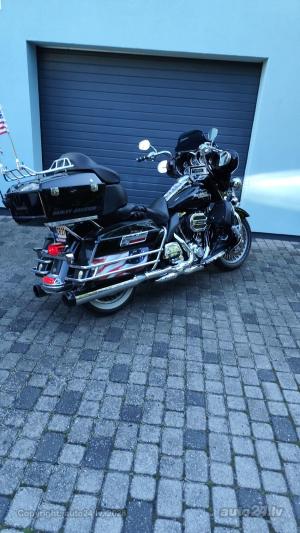 Black Harley-Davidson Electra Glide 2011 in Saue, with an engine capacity of 0.00 L and mileage of 45 thousand km for 9000 €, photo 4 on AUTOMOTO.COM.LV