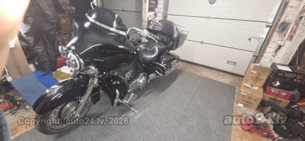 Black Harley-Davidson Electra Glide 2011 in Saue, with an engine capacity of 0.00 L and mileage of 45 thousand km for 9000 €, photo 11 on AUTOMOTO.COM.LV
