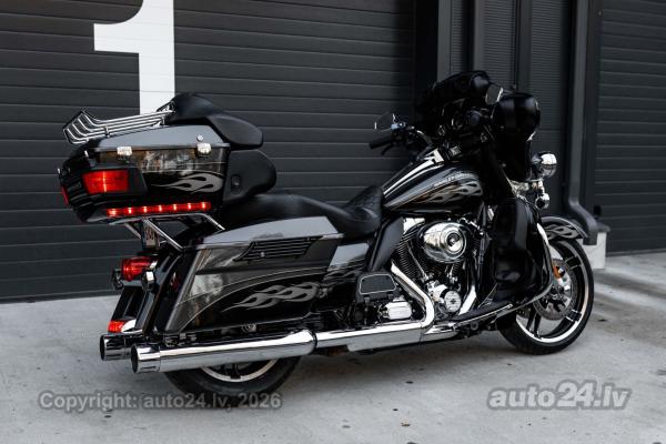 Black Harley-Davidson Electra Glide 2011 in Tallinn, with an engine capacity of 1.69 L and mileage of 18 thousand km for 11990 €, photo 4 on AUTOMOTO.COM.LV