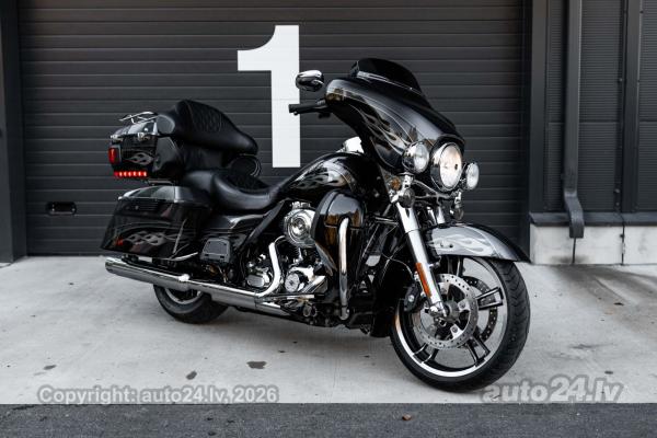 Black Harley-Davidson Electra Glide 2011 in Tallinn, with an engine capacity of 1.69 L and mileage of 18 thousand km for 11990 €, photo 10 on AUTOMOTO.COM.LV