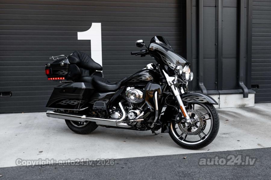 Black Harley-Davidson Electra Glide 2011 in Tallinn, with an engine capacity of 1.69 L and mileage of 18 thousand km for 11990 €, photo 12 on AUTOMOTO.COM.LV