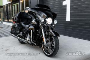 Black Harley-Davidson Electra Glide 2011 in Tallinn, with an engine capacity of 1.69 L and mileage of 18 thousand km for 11990 €, photo 13 on AUTOMOTO.COM.LV