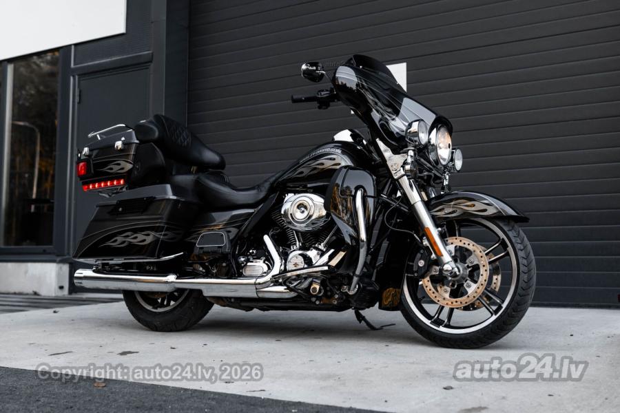 Black Harley-Davidson Electra Glide 2011 in Tallinn, with an engine capacity of 1.69 L and mileage of 18 thousand km for 11990 €, photo 14 on AUTOMOTO.COM.LV