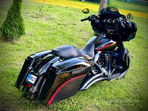 Black Harley-Davidson Electra Glide 2014 in Tallinn, with an engine capacity of 1.69 L and mileage of 32 thousand km for 13750 €, photo 3 on AUTOMOTO.COM.LV