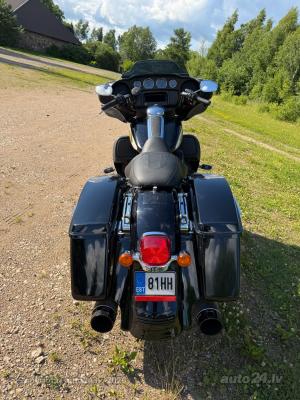 Melns Harley-Davidson Electra Glide 2016 Viljandi, ar dzinēja tilpumu 1.69 L un nobraukumu 0 tūkst. km par 16500 €, foto 4 vietnē AUTOMOTO.COM.LV