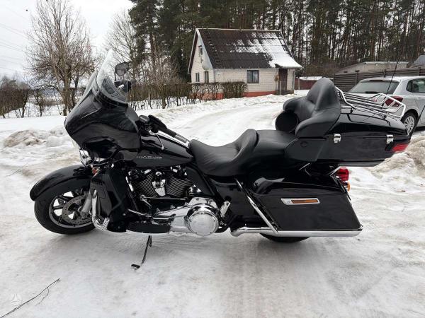 Melns Harley-Davidson Electra Glide 2018 Viļņa, ar dzinēja tilpumu 1.75 L un nobraukumu 21 tūkst. km par 15200 €, foto 6 vietnē AUTOMOTO.COM.LV