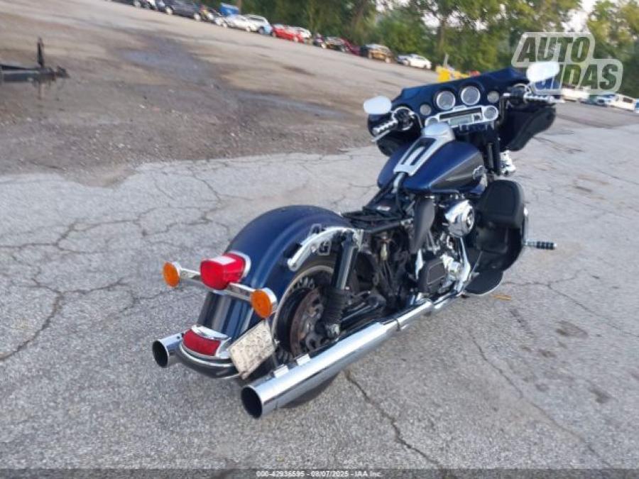 Синий Харли-Девидсон Electra Glide 0 в Клайпеда, объемом двигателя 0.00 л и пробегом 0 тыс. км за 5000 €, фото 5 на AUTOMOTO.COM.LV