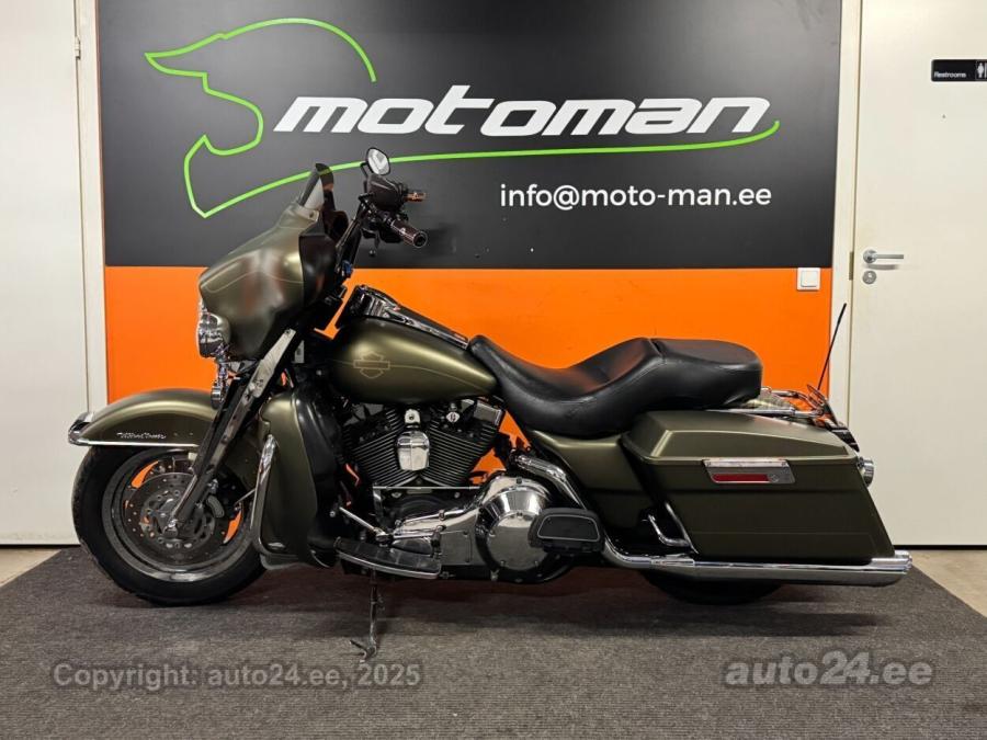 Zaļš Harley-Davidson Electra Glide 2003 Tartu, ar dzinēja tilpumu 1.45 L un nobraukumu 38 tūkst. km par 7590 €, foto 2 vietnē AUTOMOTO.COM.LV