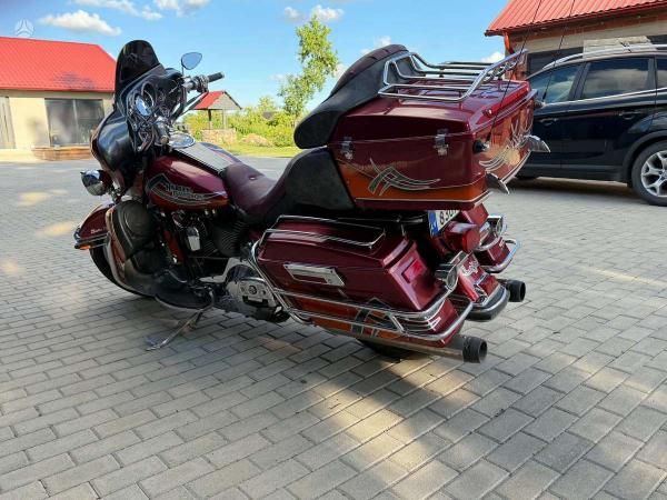 Harley-Davidson Electra Glide 2000 in Saldus, with an engine capacity of 1.45 L and mileage of 100 thousand km for 4750 €, photo 2 on AUTOMOTO.COM.LV