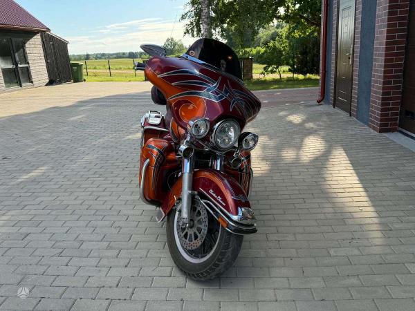 Harley-Davidson Electra Glide 2000 in Saldus, with an engine capacity of 1.45 L and mileage of 100 thousand km for 4750 €, photo 8 on AUTOMOTO.COM.LV
