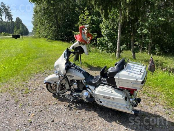 Harley-Davidson Electra Glide 2003 Rīga, ar dzinēja tilpumu 1.45 L un nobraukumu 0 tūkst. km par 7000 €, foto 2 vietnē AUTOMOTO.COM.LV