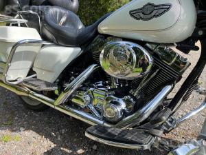 Harley-Davidson Electra Glide 2003 Rīga, ar dzinēja tilpumu 1.45 L un nobraukumu 0 tūkst. km par 7000 €, foto 6 vietnē AUTOMOTO.COM.LV