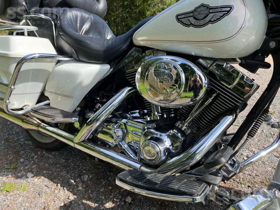 Harley-Davidson Electra Glide 2003 Rīga, ar dzinēja tilpumu 1.45 L un nobraukumu 0 tūkst. km par 7000 €, foto 6 vietnē AUTOMOTO.COM.LV