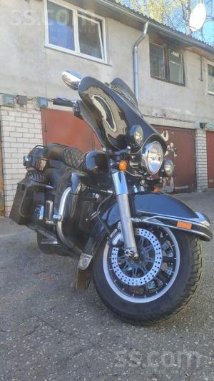 Harley-Davidson Electra Glide 2003 Rīga, ar dzinēja tilpumu 1.45 L un nobraukumu 0 tūkst. km par 7000 €, foto 3 vietnē AUTOMOTO.COM.LV