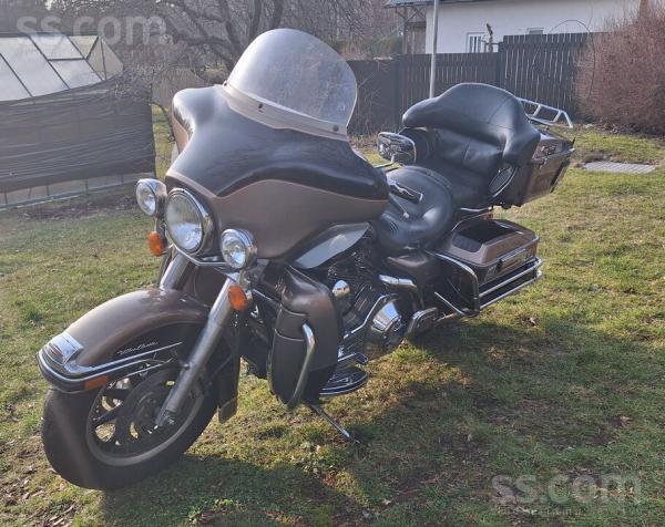 Harley-Davidson Electra Glide 2004 Tukums, ar dzinēja tilpumu 1.58 L un nobraukumu 0 tūkst. km par 7800 €, foto 2 vietnē AUTOMOTO.COM.LV