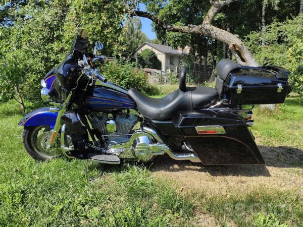 Harley-Davidson Electra Glide 2004 in Riga, with an engine capacity of 1.69 L and mileage of 0 thousand km for 8500 €, photo 3 on AUTOMOTO.COM.LV