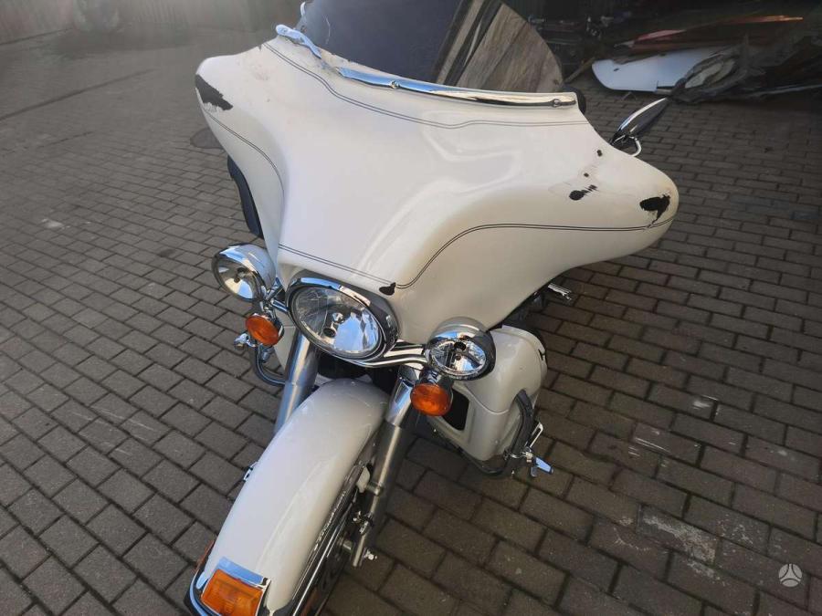 Harley-Davidson Electra Glide 2005 in Siauliai, with an engine capacity of 0.00 L and mileage of 11 thousand km for 4400 €, photo 12 on AUTOMOTO.COM.LV
