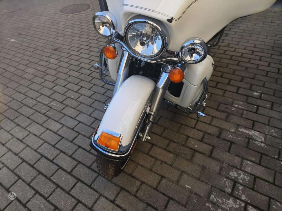 Harley-Davidson Electra Glide 2005 in Siauliai, with an engine capacity of 0.00 L and mileage of 11 thousand km for 4400 €, photo 13 on AUTOMOTO.COM.LV