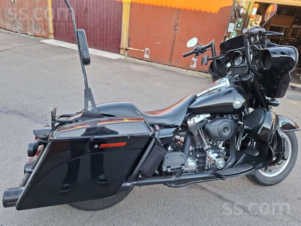 Harley-Davidson Electra Glide 2007 in Riga, with an engine capacity of 1.58 L and mileage of 0 thousand km for 10500 €, photo 10 on AUTOMOTO.COM.LV