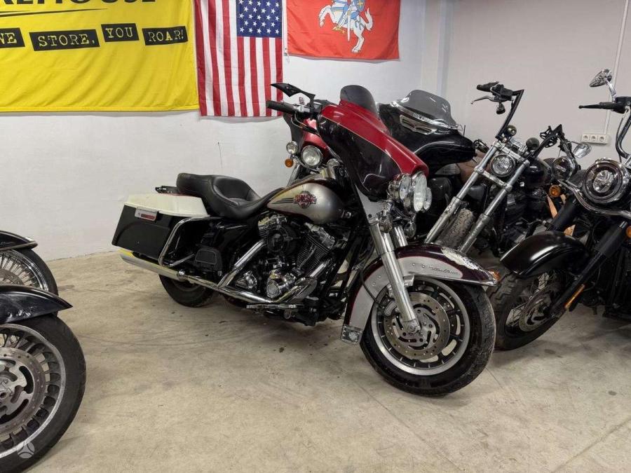 Harley-Davidson Electra Glide 2007 in Siauliai, with an engine capacity of 1.60 L and mileage of 18 thousand km for 4550 €, photo 1 on AUTOMOTO.COM.LV