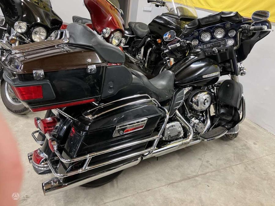 Harley-Davidson Electra Glide 2011 Šauļi, ar dzinēja tilpumu 1.60 L un nobraukumu 43 tūkst. km par 5650 €, foto 1 vietnē AUTOMOTO.COM.LV
