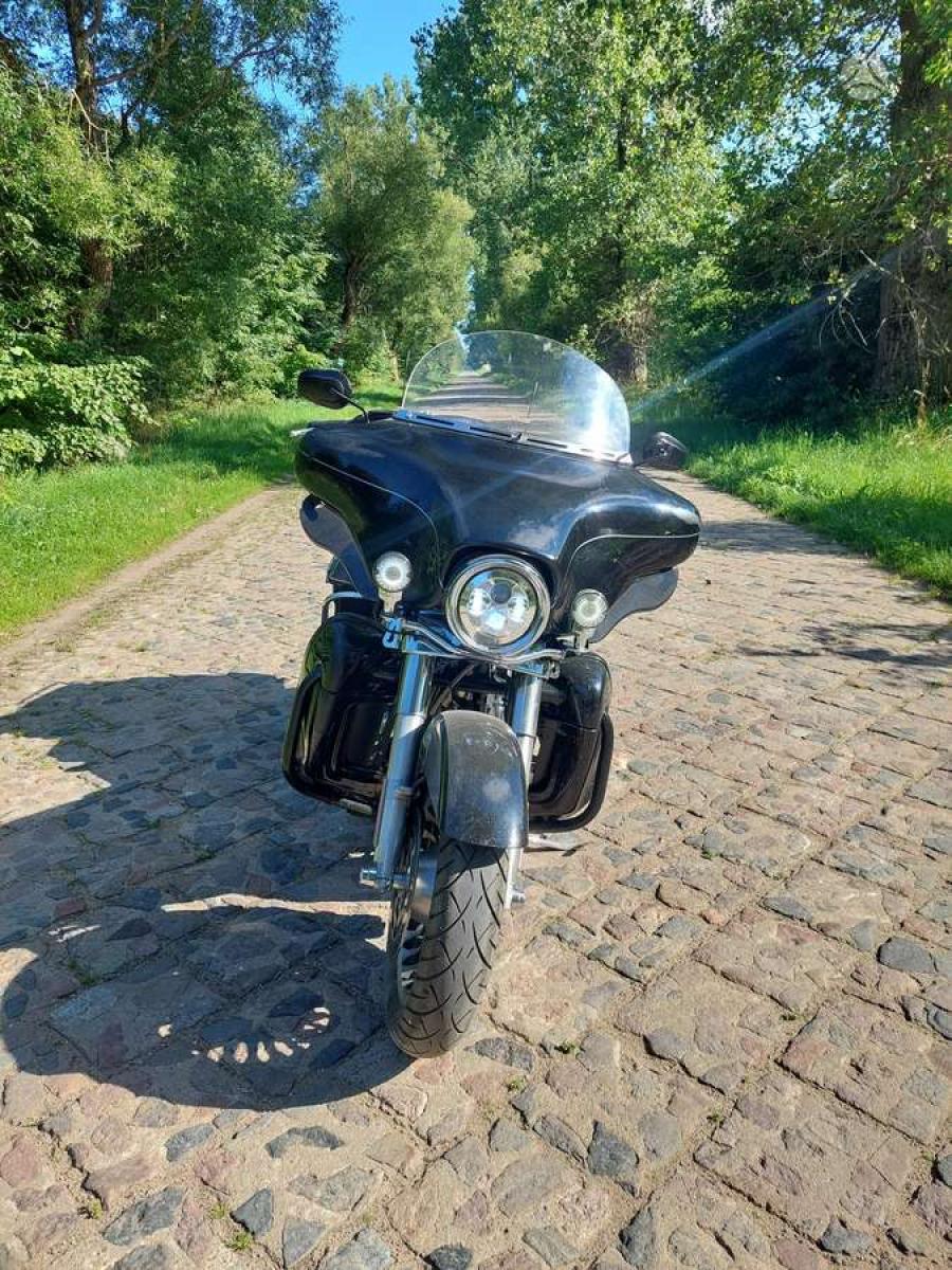 Harley-Davidson Electra Glide 2011 in Vilnius, with an engine capacity of 1.70 L and mileage of 50 thousand km for 5500 €, photo 4 on AUTOMOTO.COM.LV