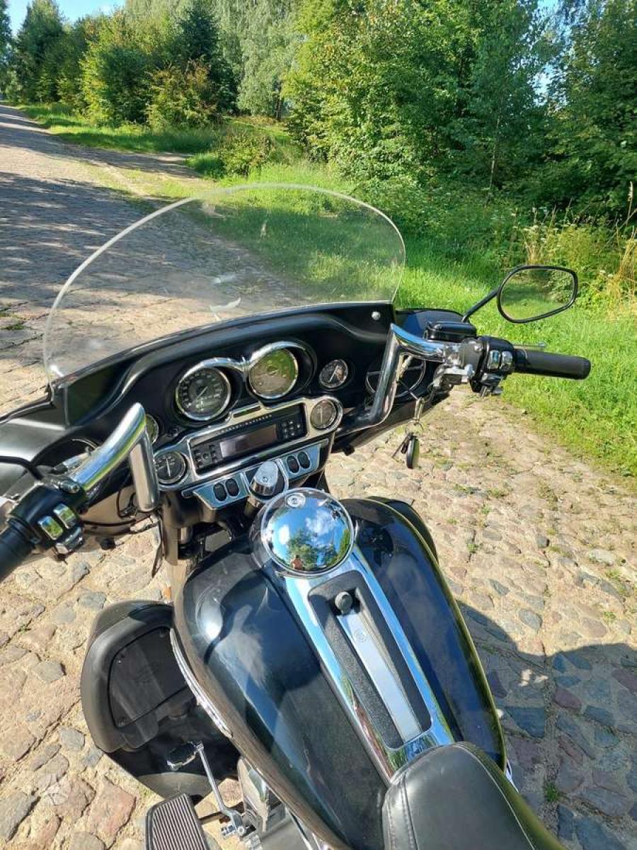 Harley-Davidson Electra Glide 2011 in Vilnius, with an engine capacity of 1.70 L and mileage of 50 thousand km for 5500 €, photo 11 on AUTOMOTO.COM.LV