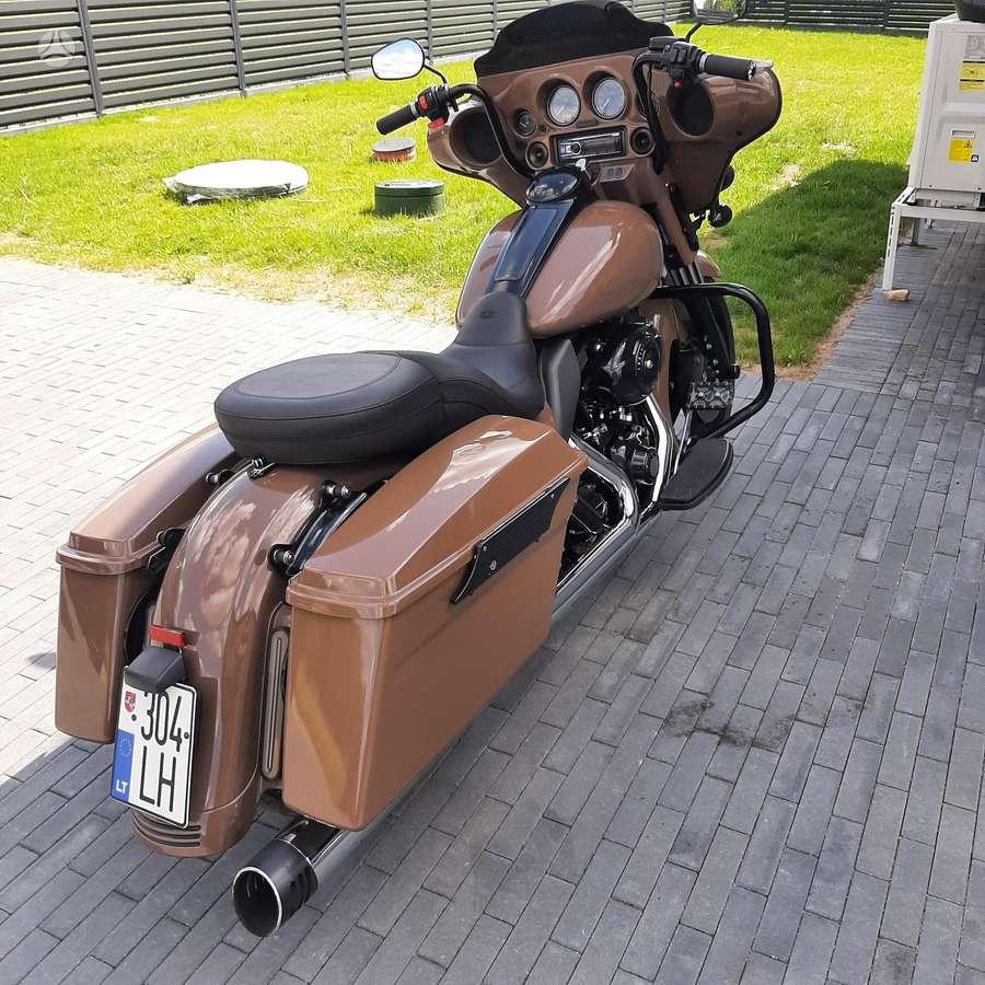 Harley-Davidson Electra Glide 2012 in Siauliai, with an engine capacity of 1.70 L and mileage of 4 thousand km for 11000 €, photo 5 on AUTOMOTO.COM.LV