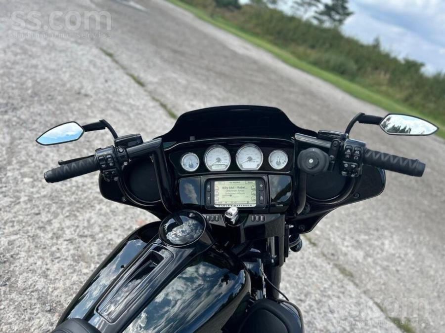 Harley-Davidson Electra Glide 2014 in Riga, with an engine capacity of 1.69 L and mileage of 0 thousand km for 17200 €, photo 5 on AUTOMOTO.COM.LV
