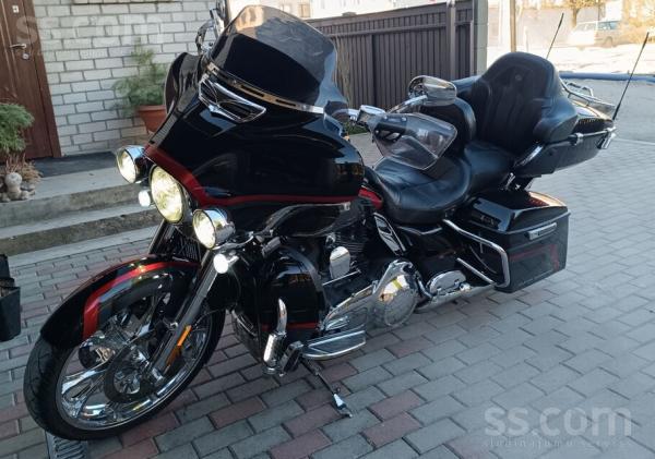 Harley-Davidson Electra Glide 2016 in Jelgava, with an engine capacity of 1.80 L and mileage of 0 thousand km for 14500 €, photo 5 on AUTOMOTO.COM.LV