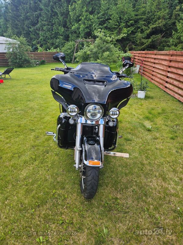 Harley-Davidson Electra Glide 2016 Tallina, ar dzinēja tilpumu 0.00 L un nobraukumu 35 tūkst. km par 12200 €, foto 5 vietnē AUTOMOTO.COM.LV