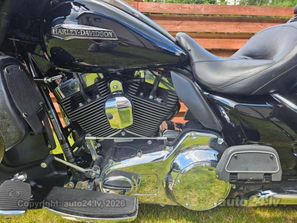 Harley-Davidson Electra Glide 2016 Tallina, ar dzinēja tilpumu 0.00 L un nobraukumu 35 tūkst. km par 12200 €, foto 6 vietnē AUTOMOTO.COM.LV