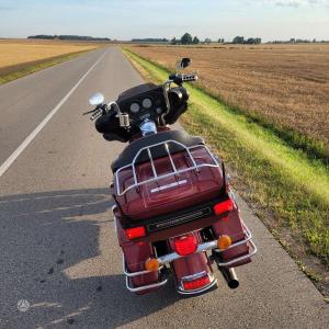 Red Harley-Davidson Electra Glide 2010 in Joniskis, with an engine capacity of 1.58 L and mileage of 95 thousand km for 8200 €, photo 6 on AUTOMOTO.COM.LV
