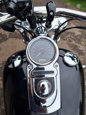 Melns Harley-Davidson Fat Bob 2009 Panevēža, ar dzinēja tilpumu 1.60 L un nobraukumu 19 tūkst. km par 6500 €, foto 5 vietnē AUTOMOTO.COM.LV