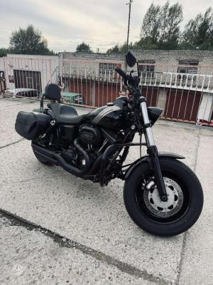 Black Harley-Davidson Fat Bob 2016 in Kaunas, with an engine capacity of 1.70 L and mileage of 11 thousand km for 9200 €, photo 3 on AUTOMOTO.COM.LV