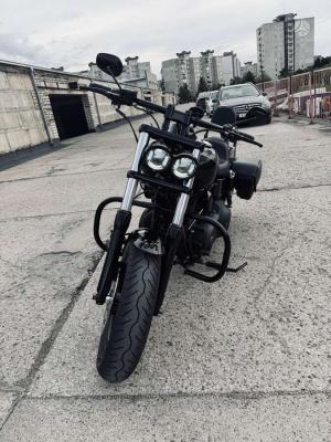 Black Harley-Davidson Fat Bob 2016 in Kaunas, with an engine capacity of 1.70 L and mileage of 11 thousand km for 9200 €, photo 4 on AUTOMOTO.COM.LV
