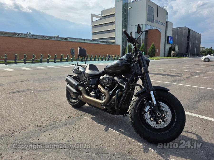 Черный Харли-Девидсон Fat Bob 2017 в Таллин, объемом двигателя 1.87 л и пробегом 30 тыс. км за 17500 €, фото 1 на AUTOMOTO.COM.LV