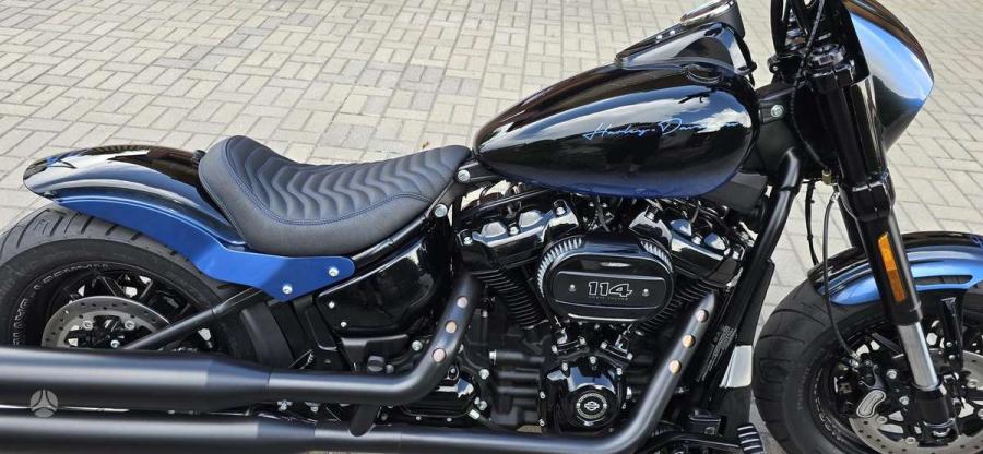 Black Harley-Davidson Fat Bob 2018 in Marijampole, with an engine capacity of 1.87 L and mileage of 25 thousand km for 15000 €, photo 17 on AUTOMOTO.COM.LV