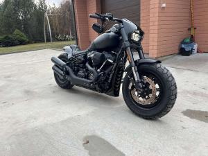 Black Harley-Davidson Fat Bob 2018 in Vilnius, with an engine capacity of 1.75 L and mileage of 10 thousand km for 19000 €, photo 14 on AUTOMOTO.COM.LV