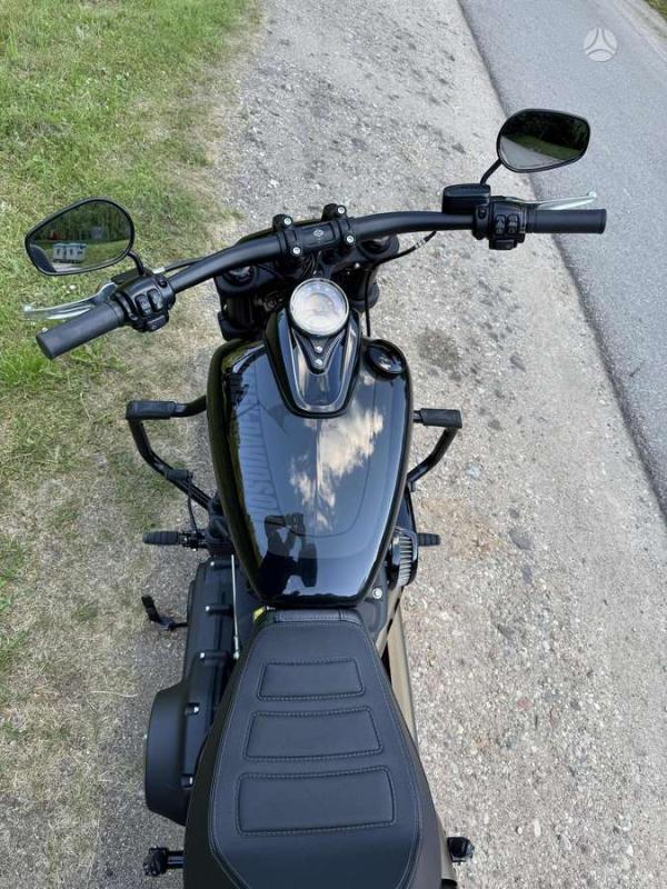Black Harley-Davidson Fat Bob 2019 in Vilnius, with an engine capacity of 1.87 L and mileage of 3 thousand km for 18600 €, photo 9 on AUTOMOTO.COM.LV