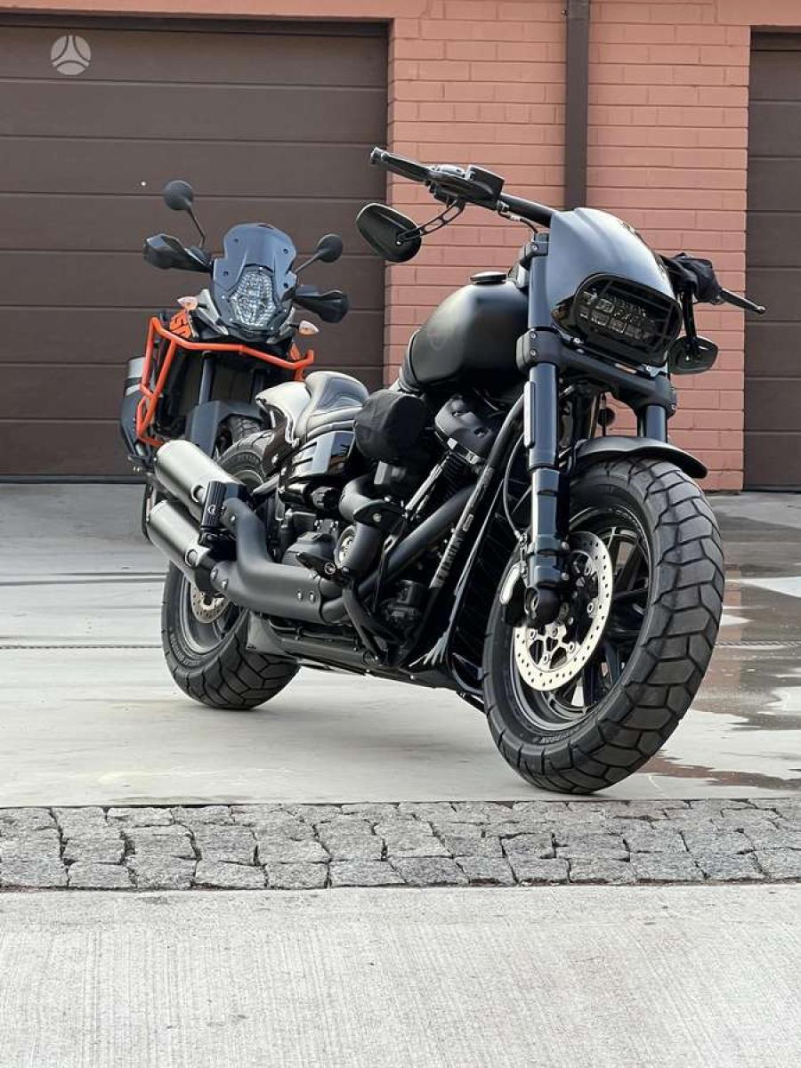 Melns Harley-Davidson Fat Bob 2020 Viļņa, ar dzinēja tilpumu 1.80 L un nobraukumu 9 tūkst. km par 22500 €, foto 1 vietnē AUTOMOTO.COM.LV