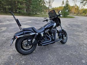 Harley-Davidson Fat Bob 2015 in Varena, with an engine capacity of 1.70 L and mileage of 15 thousand km for 8750 €, photo 5 on AUTOMOTO.COM.LV