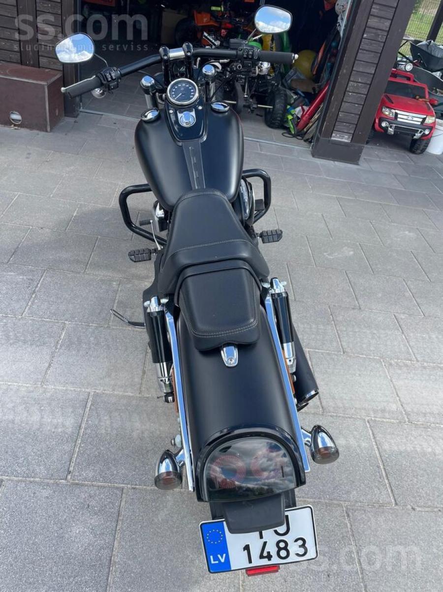 Harley-Davidson Fat Bob 2016 in Madona, with an engine capacity of 1.60 L and mileage of 0 thousand km for 12500 €, photo 1 on AUTOMOTO.COM.LV