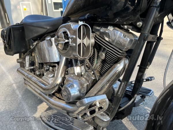 Melns Harley-Davidson Fat Boy 2000 Pērnava, ar dzinēja tilpumu 1.45 L un nobraukumu 30 tūkst. km par 9990 €, foto 7 vietnē AUTOMOTO.COM.LV