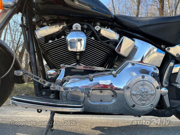 Melns Harley-Davidson Fat Boy 2000 Pērnava, ar dzinēja tilpumu 1.45 L un nobraukumu 30 tūkst. km par 9990 €, foto 9 vietnē AUTOMOTO.COM.LV