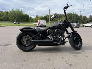 Black Harley-Davidson Fat Boy 2010 in Vilnius, with an engine capacity of 1.58 L and mileage of 69 thousand km for 8500 €, photo 3 on AUTOMOTO.COM.LV